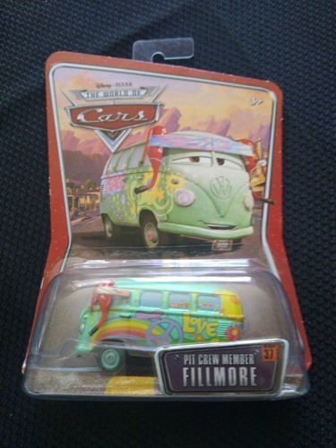 DISNEY CARS PIT CREW MEMBER FILLMORE THE WORLD OF CARS 1/64 | eBay