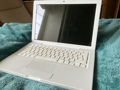 Apple MacBook 2009 Released for sale | eBay
