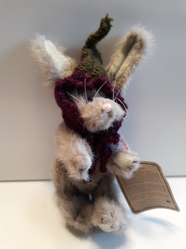 Boyds Bears plush unnamed rabbit in crochet knit bonnet hat 7" tall ...