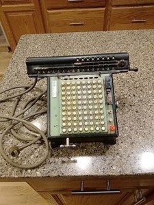 Vintage Monroe Calculator In Antique Cash Registers & Adding Machines ...
