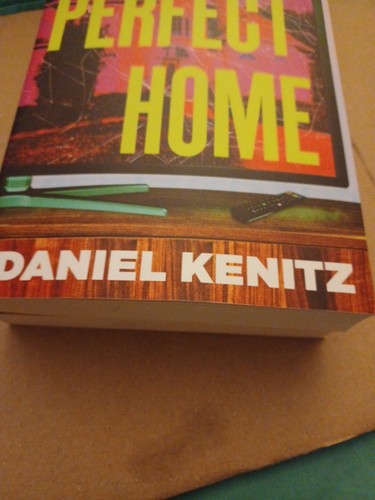 Daniel Kenitz The Perfect Home (Paperback) 9781668063873| eBay