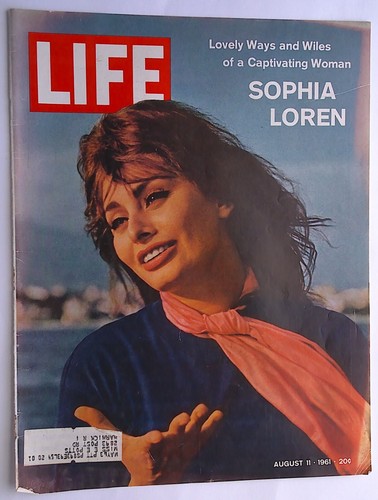 Life Magazine Cover Only ( Sophia Loren ) August 11, 1961 | eBay