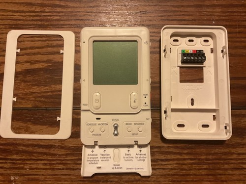 Carrier SYSTXCCUID01-B Infinity Programmable Digital Thermostat for ...