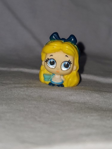 Disney Doorables- Alice in Wonderland: Alice Tea Party | eBay