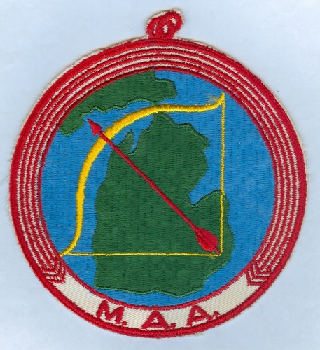 RARE ... MICHIGAN ARCHER'S ASSOCIATION (MAA) PATCH ... WHITE MOTTO AREA ...