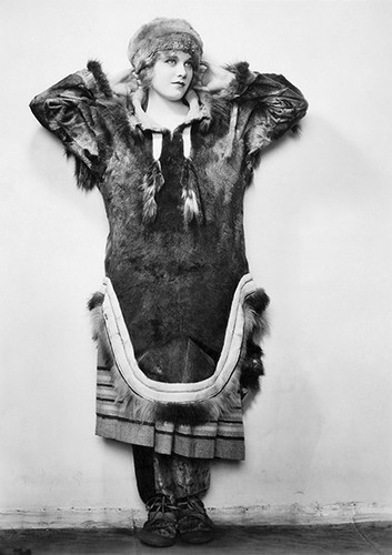 Esther Ralston - Wolves Of The North - Still Poster | eBay