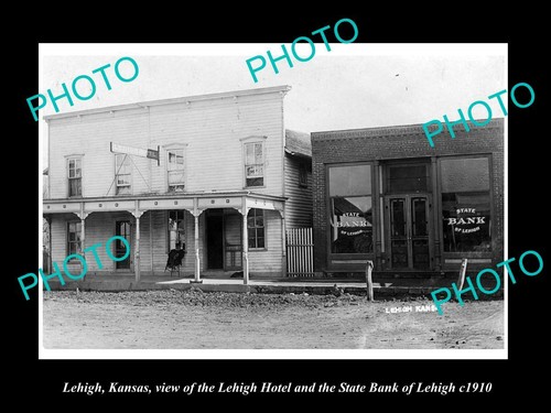 OLD POSTCARD SIZE PHOTO OF LEHIGH KANSAS VIEW OF THE HOTEL & BANK c1910 ...
