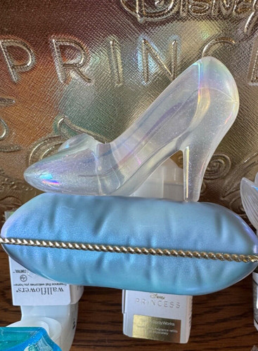 Bath & Body Works Disney Cinderella Glass Slipper Wallflower Plug In ...