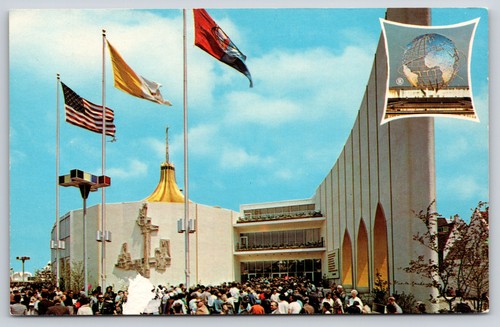 New York City 1964 World's Fair~Vatican Pavilion~Oval Bldg~Crowds ...