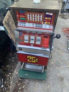 25 Cent Slot Machine In Collectible Antique Coin Slot Machines for sale ...