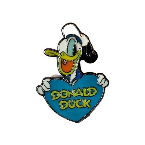 Disney Trading Pin Classic Donald Holding Heart | eBay