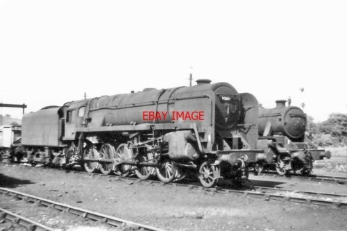 PHOTO CARNFORTH MPD 6.7.68 BR STANDARD CLASS 9F 92091 IS IN THE WRONG ...