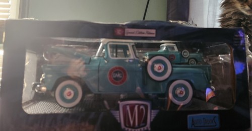 M2 MACHINES 1958 GMC 100 STEPSIDE S18 WALMART EXCLUSIVE TEAL PAINT 1:24 ...