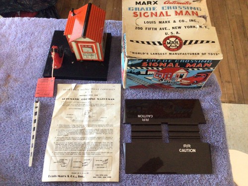 MARX O SAMPLE NEW Metal CROSSING SHANTY w/ Watchman/Gate #1420 Works | eBay