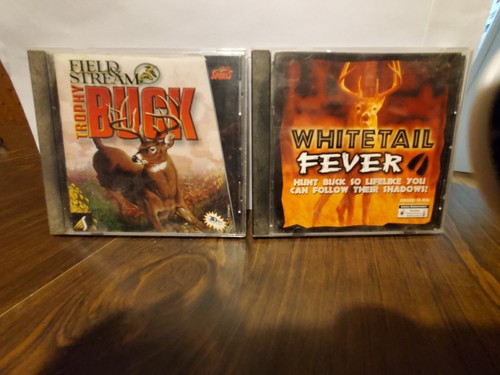 Lot Of 2 Vtg Computer Games Deer Hunting Cases White Tail Big Buck ...
