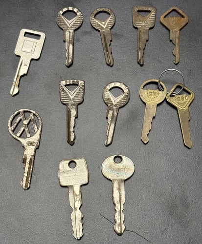 LOT OF 12 CAR KEYS GM, FORD, Volkswagen. VTG. | eBay