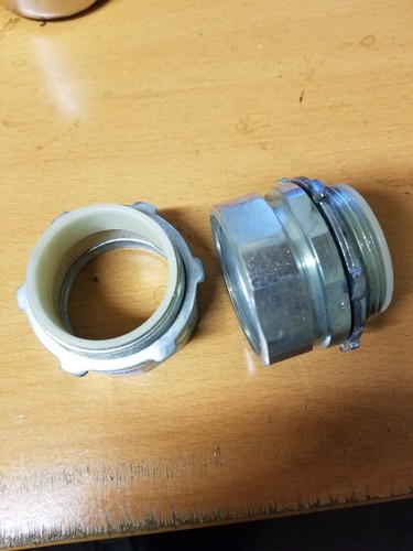 1-1/2" Compression Connector w/Insulated Throat Box of 2 | eBay