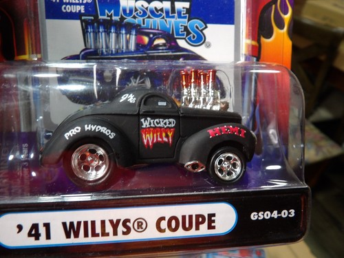 1941 WILLYS COUPE 2004 FUNLINE MERCHANDISE INC MUSCLE MACHINES 1:64 DIE ...