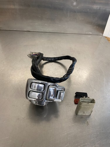 Harley Davidson Volume Control Switch Kit FLHT C OEM 71810 08 for sale ...