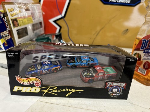 Hot Wheels Pro Players Inc Special Edition NASCAR 1/64 Diecast 50th NFL ...