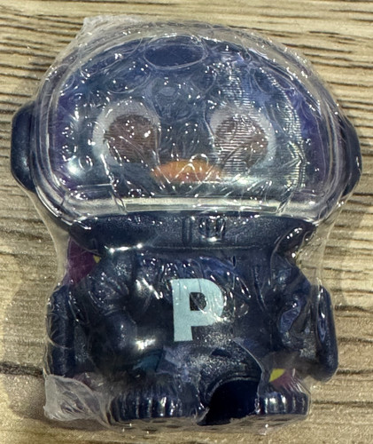 2020 Patty the Penguin, Cadbury Freddo Space Treasures Toy Figure ...