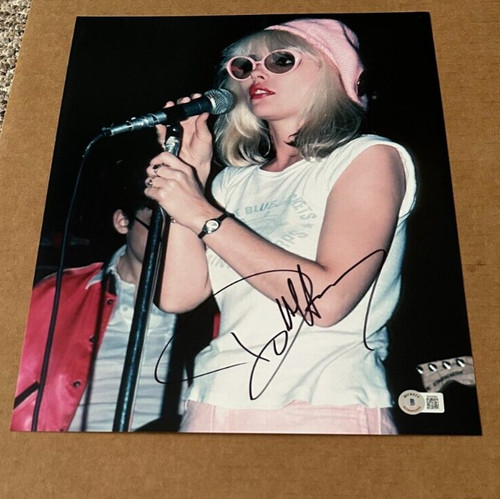 BLONDIE DEBBIE HARRY SIGNED 11X14 VINTAGE PHOTO BECKETT CERTIFIED BAS ...