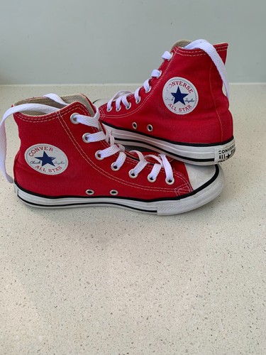 Converse Chuck Taylor All Stars unisex red sneakers Size 2 youth | eBay