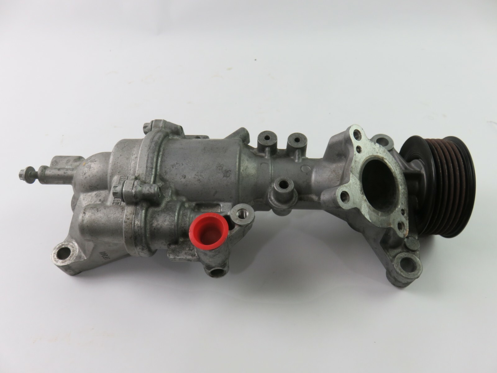 New Water Pump 2742000800 for Mercedes-Benz C205 S205 W204 W212 S212 1. ...