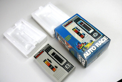 Auto Race Mattel (1977) Retro Handheld Games
