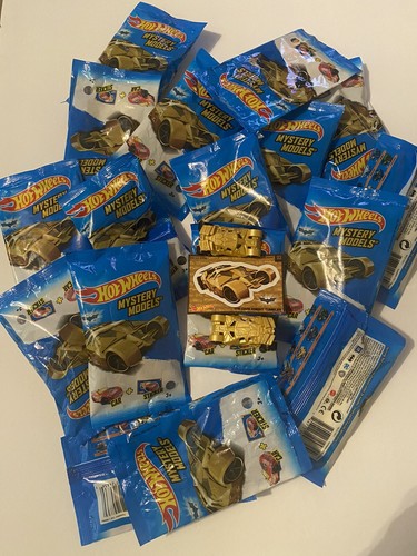 The Dark Knight Tumbler GOLD Batmobile 2016 Hot Wheels Mystery Models ...