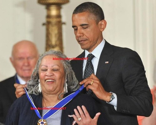 Toni Morrison Medal of Freedom 8.5x11 Photo President Barack Obama USA ...