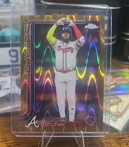 2025 Topps Chrome - Marcell Ozuna #250 Gold RayWave Refractor /50 | eBay