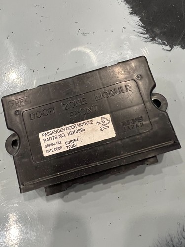 05-11 CADILLAC STS Base Right Front Passenger Door Control Module ...