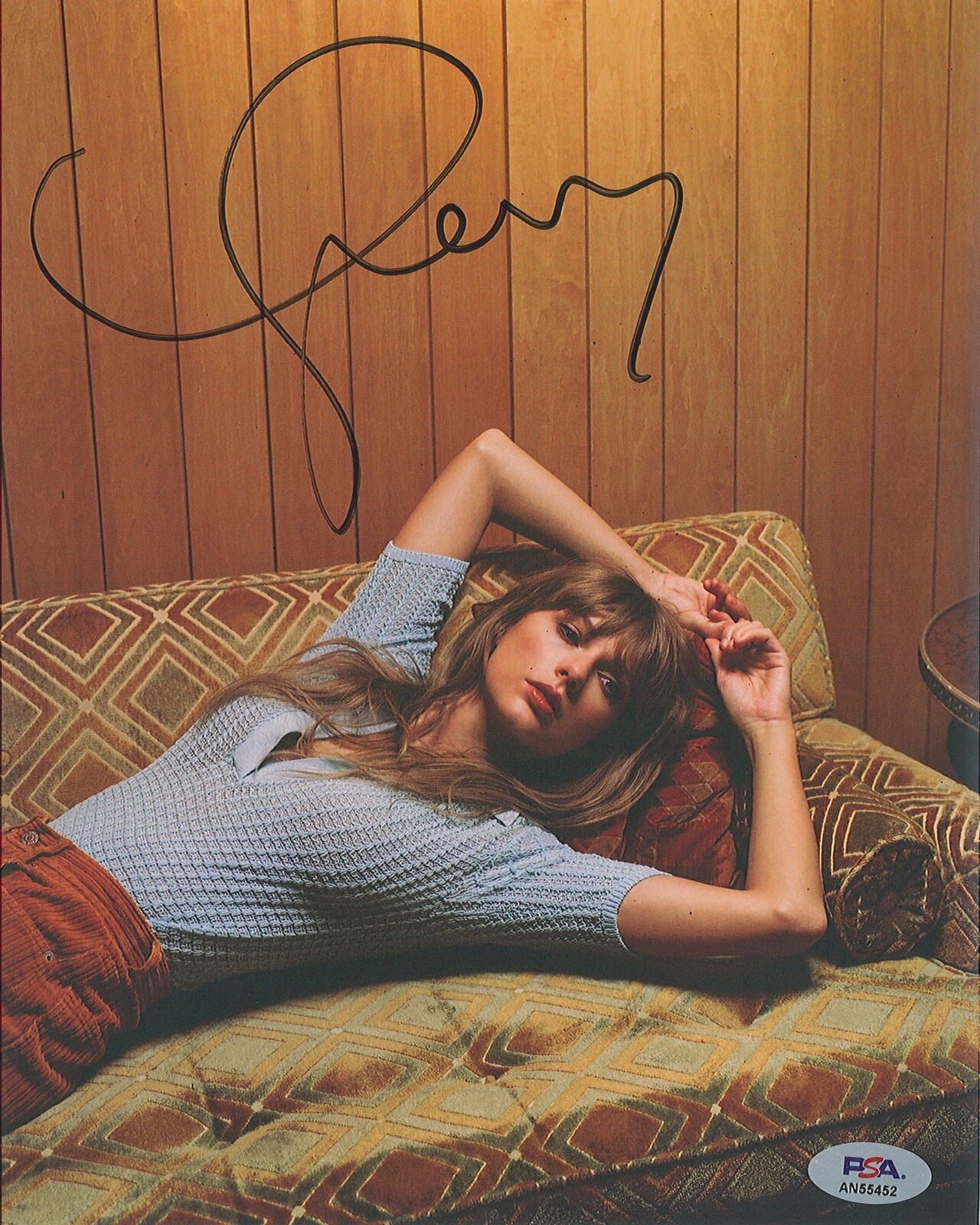 Taylor Swift Autographed Memorabilia | Signed Photo, Jersey ...