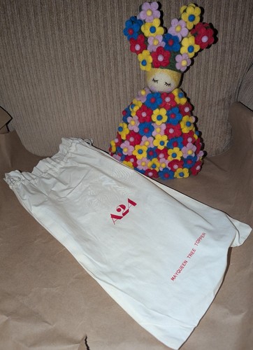 A24 Midsommar May Queen Tree Topper (1st Production) ON HAND (Christmas ...