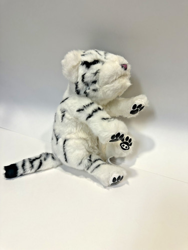 2008 WowWee Alive White Tiger Cub working Animated Electronic Plush Toy ...