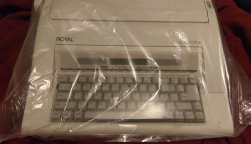 Royal Scriptor II 69147T Electronic Typewriter, For Parts of Repair ...