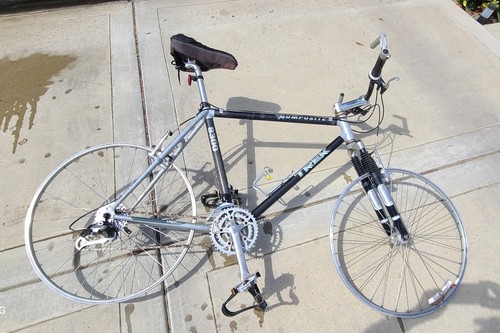 TREK 8300 1990s Vintage Carbon Fiber & Aluminum Composite Mountain Bike ...