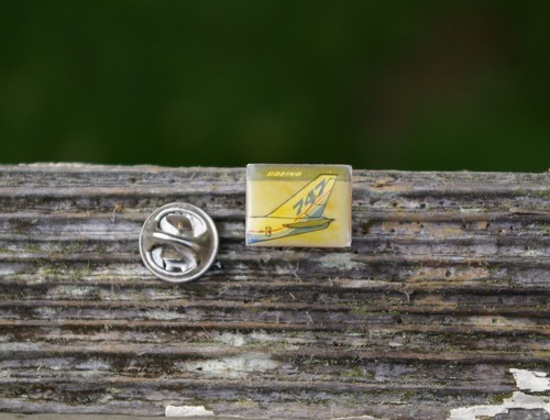 Boeing 747 Airplane Tail Aircraft Silver Tone Metal & Enamel Lapel Pin ...