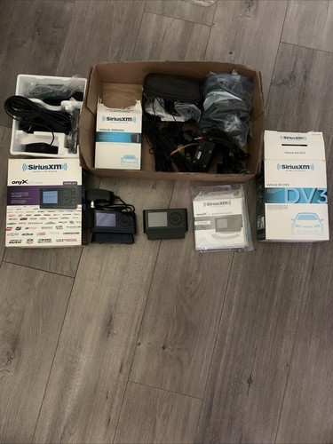 LOT OF 2 Sirius XM Onyx EZ Radio Home Kit w/ Vehicle DV3, Antenna ...