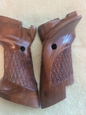 High Standard Grips | Guide to Vintage Gun Parts