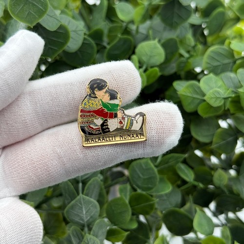 Greenland Kalaallit Nunaat Inuit Mother Baby Gold Vintage Enamel Pin ...