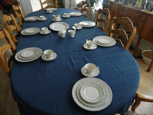 Franciscan "Platinum Renaissance" Set for (8) with 4 Serving Pieces ST ...