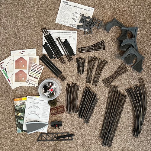Assortment of model railway tracks and accessories | eBay UK