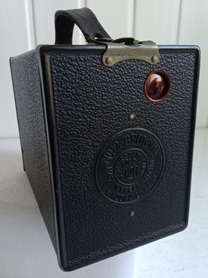 Vintage Box Brownie Camera for sale | eBay