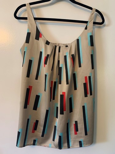 New York & Co. size medium beautiful blousy tank. Great for under suit ...