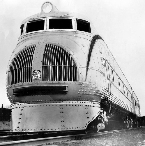 Union Pacific streamliner M-10002, known as the City of Los Angeles 5 x 7 Photo | eBay
