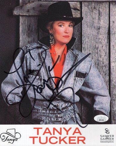 TANYA TUCKER HAND SIGNED 8x10 COLOR PHOTO GORGEOUS COUNTRY SINGER JSA ...