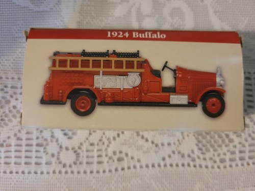 VINTAGE 1924 BUFFALO FIRE ENGINE 1:64 IN ORIGINAL BOX | eBay