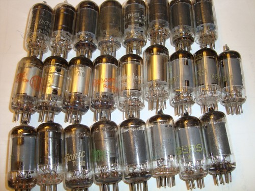 Lot of 25 Assortment 6CS6 Tubes From US Co's and Rogers | eBay